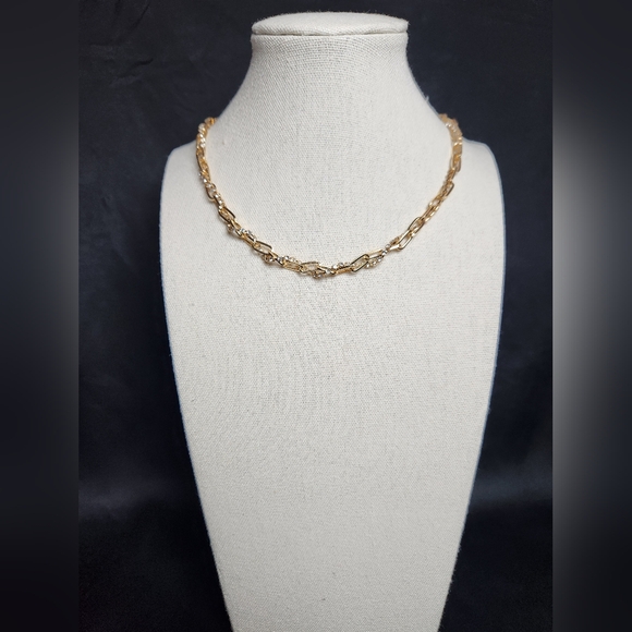 ettika | Jewelry | Ettika Gold And Crystal Intertwined Chain Necklace ...